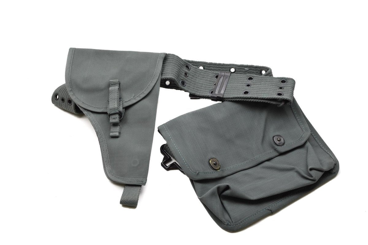 Belt and holster set Original Italian police pistol with ammo pouch ...